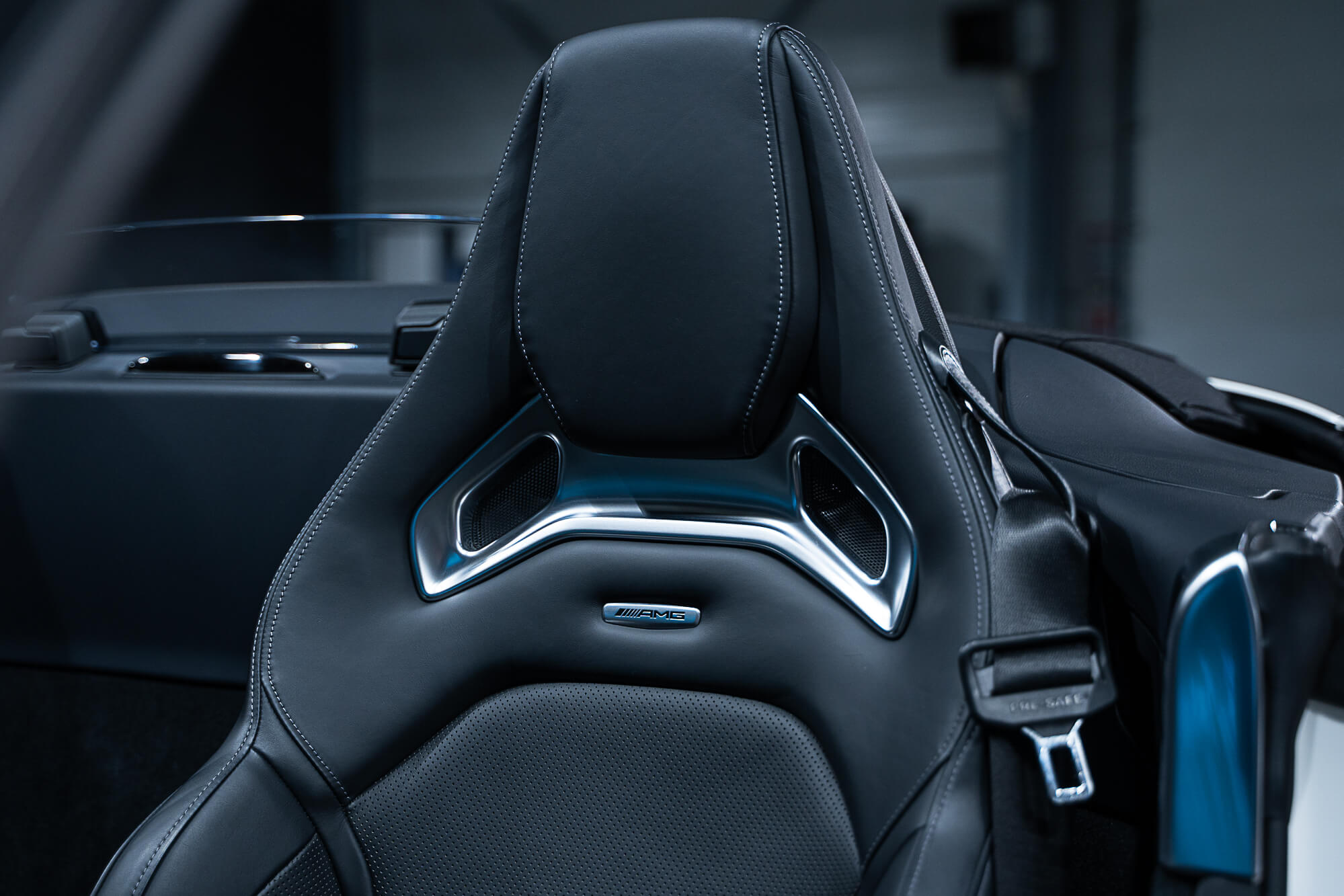 Stark Motors - MERCEDES-AMG GT ROADSTER 4.0 V8 AMG GT